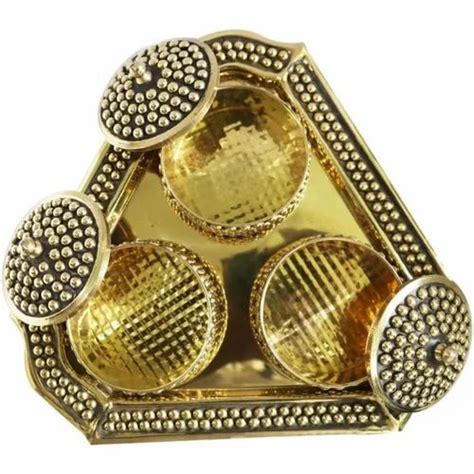 83 Inch Brass Trays At ₹ 620piece Brass Serving Trays In New Delhi
