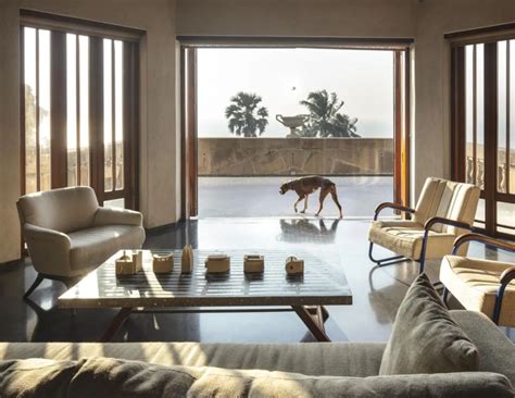 This Sea Facing House In Mumbai Is Inspired By A Museum