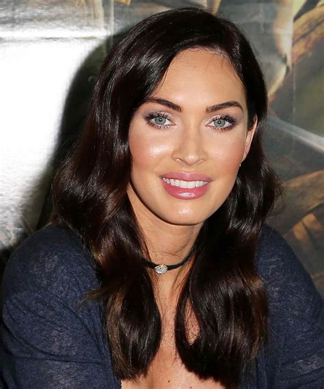 Megan Fox RobinaTora