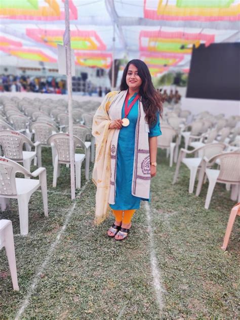 Cs Sneha Lalwani On Linkedin Goldmedalist Llb