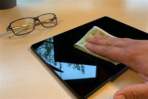 Comment nettoyer une plaque à induction astuces STRAPURE