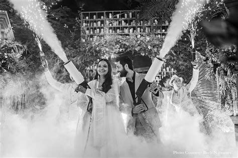 Janvi Shah And Yazad Bhesania Taj Aravali Resort And Spa Udaipur Weddingsutra