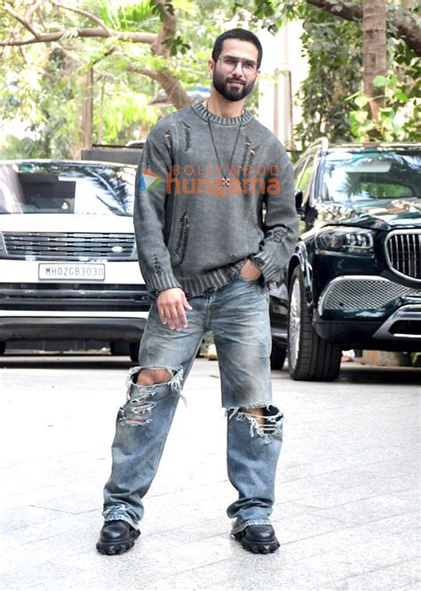 Photos Shahid Kapoor And Kriti Sanon Snapped Promoting Teri Baaton Mein