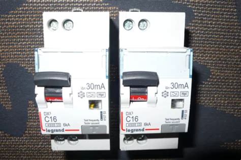 Disjoncteur Differentiel A Ma Type A Et Hpi Legrand Amperes Pc Ka Eur