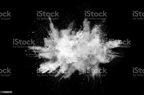 검은 배경에 흰색 분말 폭발 컬러 구름 다채로운 먼지가 폭발합니다 페인트 홀리 0명에 대한 스톡 사진 및 기타 이미지 0명 가득 찬 개념 Istock