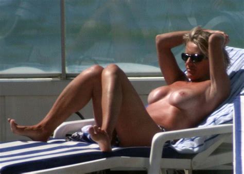 Toutes Les Photos De Sophie Davant Nue Et Seins Nus Focustheband