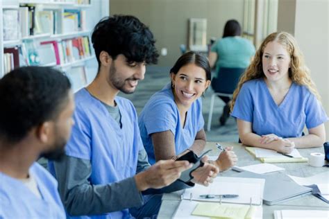 How Should Nursing Students Pick A Minor
