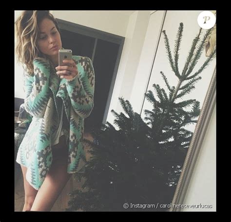 Caroline Receveur Coup De Gueule Et Photo Sexy Pour Noël Purepeople