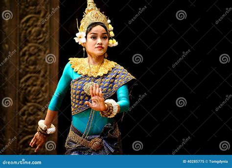 Apsara Dance Editorial Image Image Of Taniec Reap Dancer 40285775