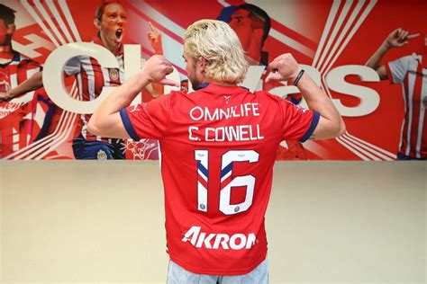 El Primer Día De Cowell En Chivas Rómpela Más