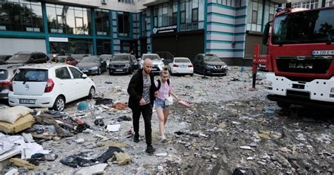 Нічна атака на Київ кількість постраждалих зросла є загиблі