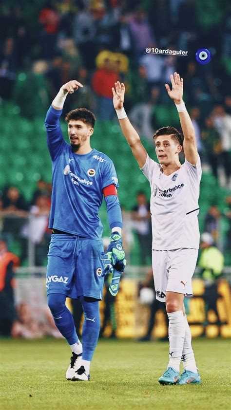 Pin by ℂ𝕃𝕆𝕌𝔻𝕊 on FENERBAHÇE Soccer boyfriend Sport Fenerbahçe sk