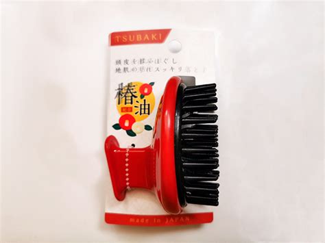 椿オイル配合の100均シャンプーブラシが秀逸すぎ♡ やさしい肌ざわりで頭皮がほぐれる Omezaトークダイエット、フィットネス、ヘルスケア