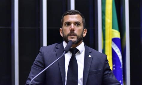 Deputado Federal Carlos Jordy é alvo de operação da Polícia Federal Guia de Niterói