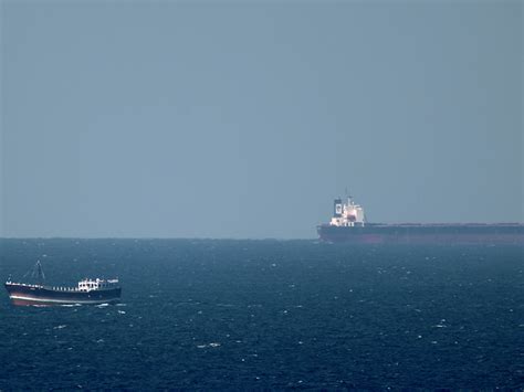 Iran Tried To Seize 2 Oil Tankers Near Strait Of Hormuz Us Navy