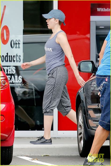 Scarlett Johansson Begins Filming Ghost In The Shell Spends Time