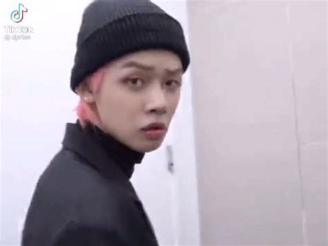 Pin De Hiori Mikage☆🤑 En Skz Icon Fotos Chistosas De Personas Videos Cortos Divertidos Fotos