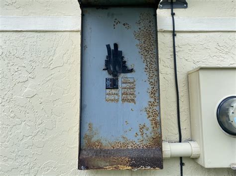 Electrical Service Disconnect Understanding Maintenance And Upgrades Ggr Home Inspections