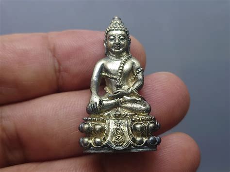 พระกริ่งคุ้มเกล้า หน้าไทย ศิรากาศ เนื้อเงิน หายาก พ ศ 2522 สภาพสวย เหรียญ Numsatang ขายเหรียญ