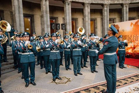 Հայրենականը՝ երաժշտության ռիթմով Երեւանում ներկայացվել է «Պատերազմ եւ քոչարի ֆիլմը Bravo Am