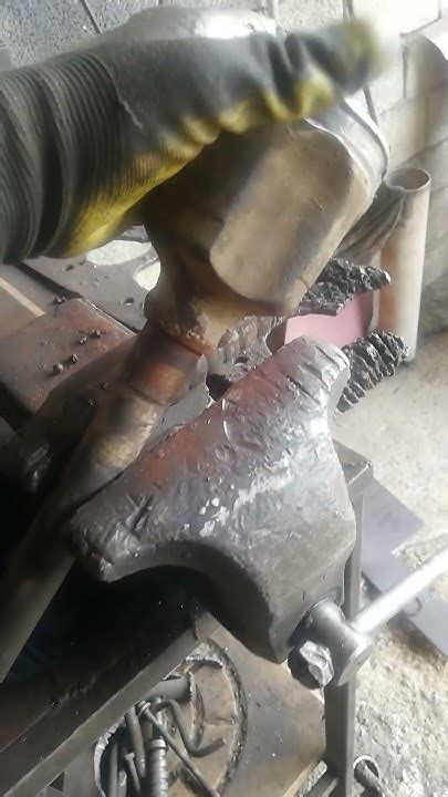 لقی مشعلی پلوس از شفت Youtube