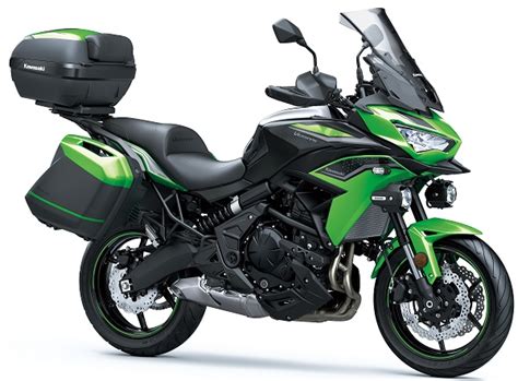 Nuova Kawasaki Versys 650 SE 2023 prezzo scheda tecnica velocità