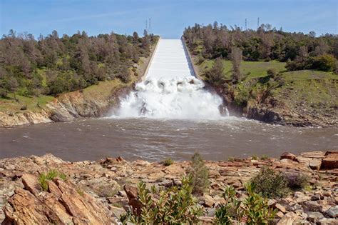 Spillway Definition Importance Types Design And Facts Britannica