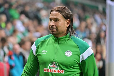 Rechtes Milieu Tim Wiese wehrt sich und will wieder für Werder spielen
