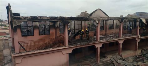 Watch As Fire Guts Boys Dormitory At Simms Shs Hot Fm Ghana