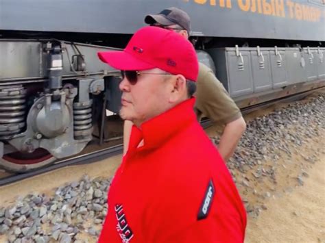 Х Баттулга А Гансүх нар Тавантолгой чиглэлийн төмөр замын ажлаа өнгөрөгч амралтын өдрүүдэд