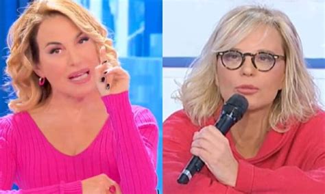 Barbara d Urso gela Bellavia ma il problema è Maria De Filippi