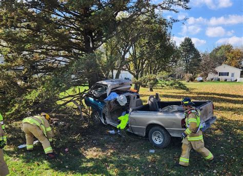 Driver Flown To Hospital After Pickup Truck Slams Into Tree Wrbi Radio