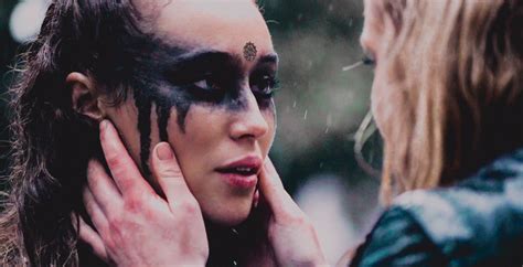 The Great Saturn — “the 100″ Lexa X Clarke May We Meet Again I