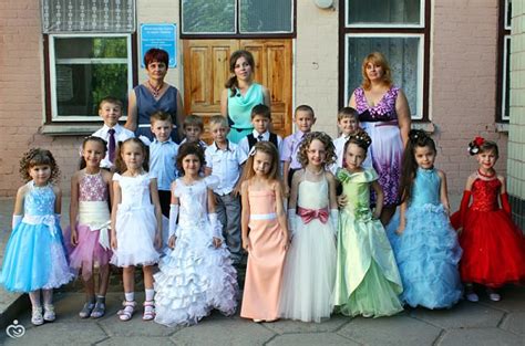 Создать мем выпускной в детском выпускной в садике выпускной в садике фото Картинки Meme