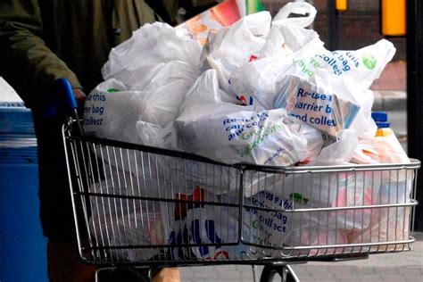 New Zealand Becomes The First Country To Ban Thin Plastic Bags Irish