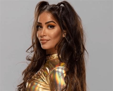 Ex Wwe Star Aliyah Shares Swimsuit Photo Doing Squats By The Pool