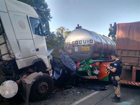 Últimas Notícias Caminhoneiro Que Causou Acidente Com Seis Mortes Na