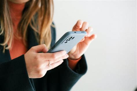 Five Deadly Pitfalls To Avoid When Building Your Credit Score