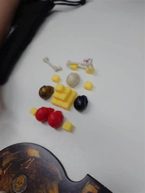 るーたㆁᴗㆁ On Twitter 私が初めて買った重ゲー（中量かな？）であるところのデッドマンズ・カバルですが、私のインストが下手