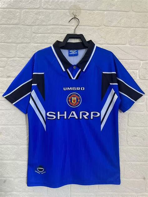 Pin By Paul Brennan On Manchester United Men Casual Things To Buy