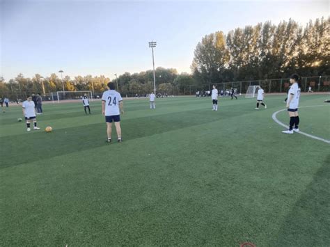新闻 记人文学院“校长杯”女足赛况比赛比分运动