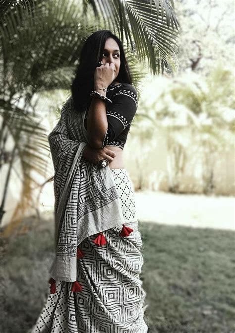 Pin By Bhavna Patel On Saree N Blouse Cotton Saree Blouse Designs
