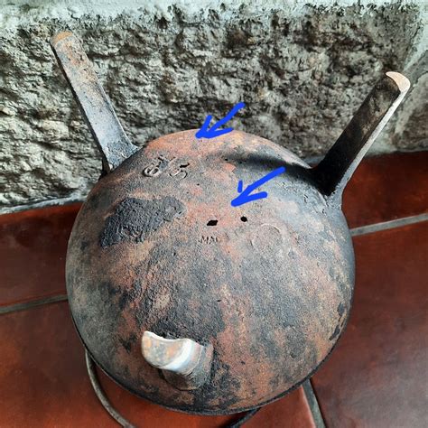 Vintage Cast Iron Cauldron With Handle And Lid Primitive Three Leg Pot Fireplace Pot