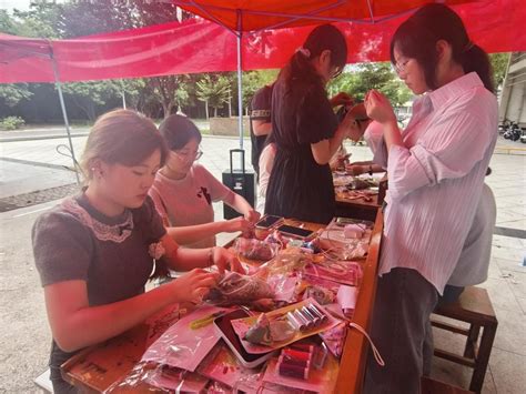 建筑学院彩线绘梦一粽传情端午节主题活动顺利举行 南阳理工学院建筑学院