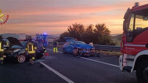 Terribile Incidente Sulla Diramazione Roma Nord Dell A1 Un Morto Autostrada Chiusa
