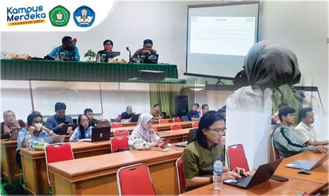 Dua Staf Iisip Yapis Biak Mengikuti Monitoring Dan Evaluasi Pelaporan