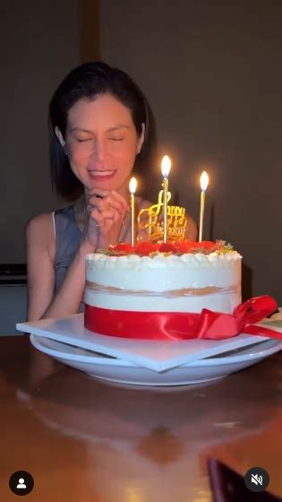 ปิ่น เก็จมณี ฉลองวันเกิดอายุ 50 พร้อมหน้าลูก ๆ เจ เจตริน ร่วมแจมด้วย