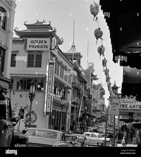 San Francisco Chinatown 1950s Hi Res Stock Photography And Images Alamy