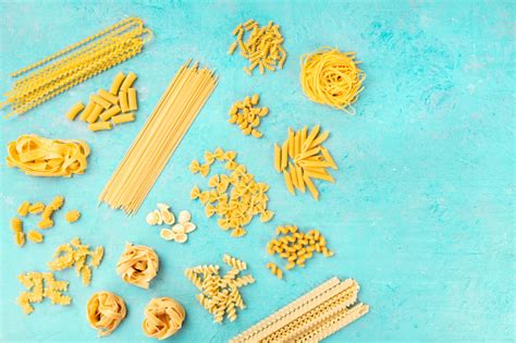 이탈리아어 파스타 다양한 평면 누워 배너 텍스트에 대한 장소와 파란색 배경에 상단에서 촬영 0명에 대한 스톡 사진 및 기타 이미지 Istock