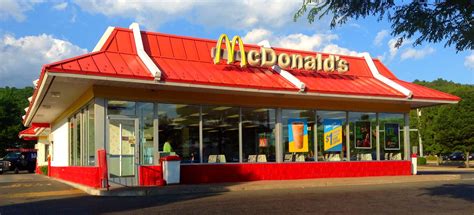 Mcdonalds Sued By Transgender Former Employee For Sexual Discrimination